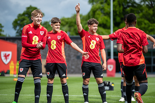Wales Football - dragonsoccer - Welsh International Football