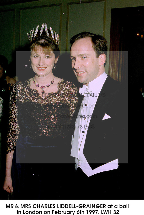 DON_LWH_32_LIDDELL-GRAINGER.jpg | Desmond O'Neill Features Ltd.