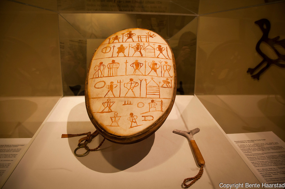 Runebommen fra Vardø er en kopi | Bente Haarstad Photography